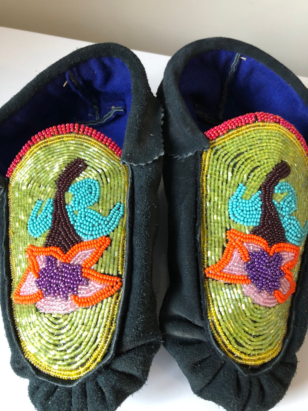 Native American Crafted Dyed Moose Hide Beaded Moccasins - Native ...
