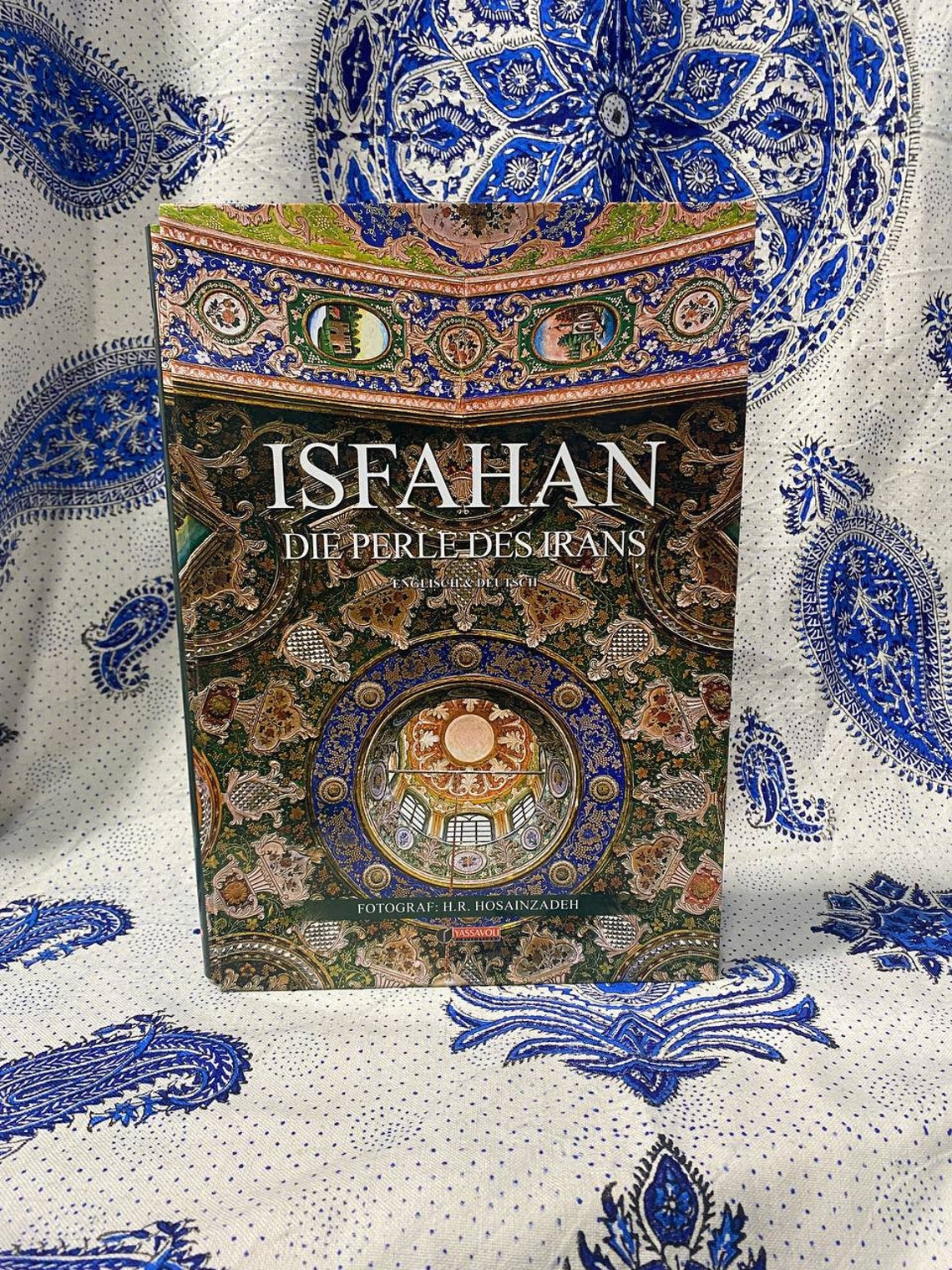 Isfahan Pearl of Iran Photography by H.R. Hosainzadeh Isfahan Die Perle ...