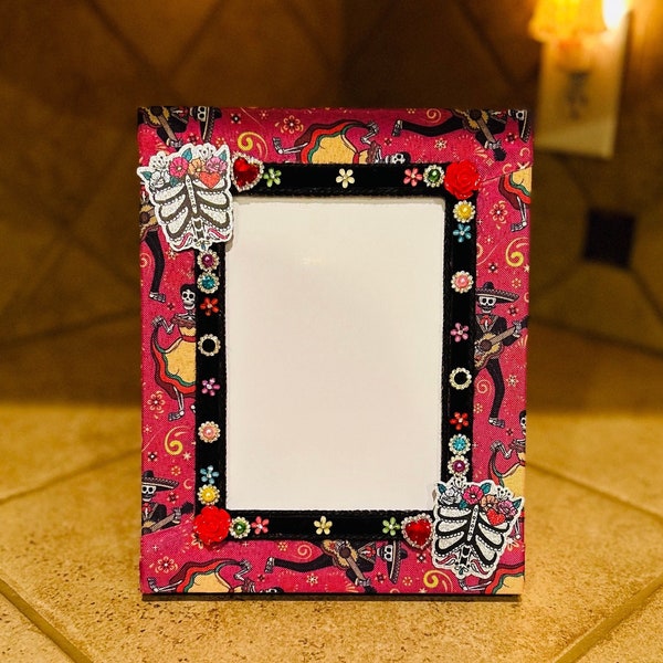 Skeleton Picture Frame - Etsy