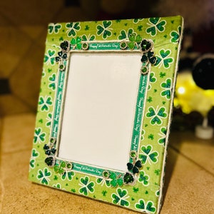 St Patricks Day Shamrock Picture Frame - Etsy