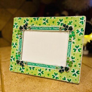 St Patricks Day Shamrock Picture Frame - Etsy