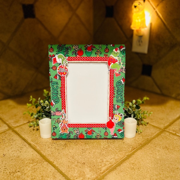 Grinch Picture Frame - Etsy