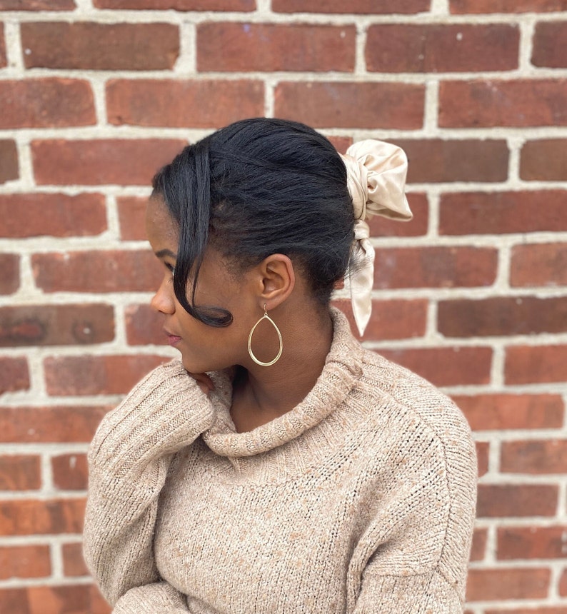 BEAUT BUNS Mulberry Silk Hair Bun Cover in Champagne, 100% Mulberry ...