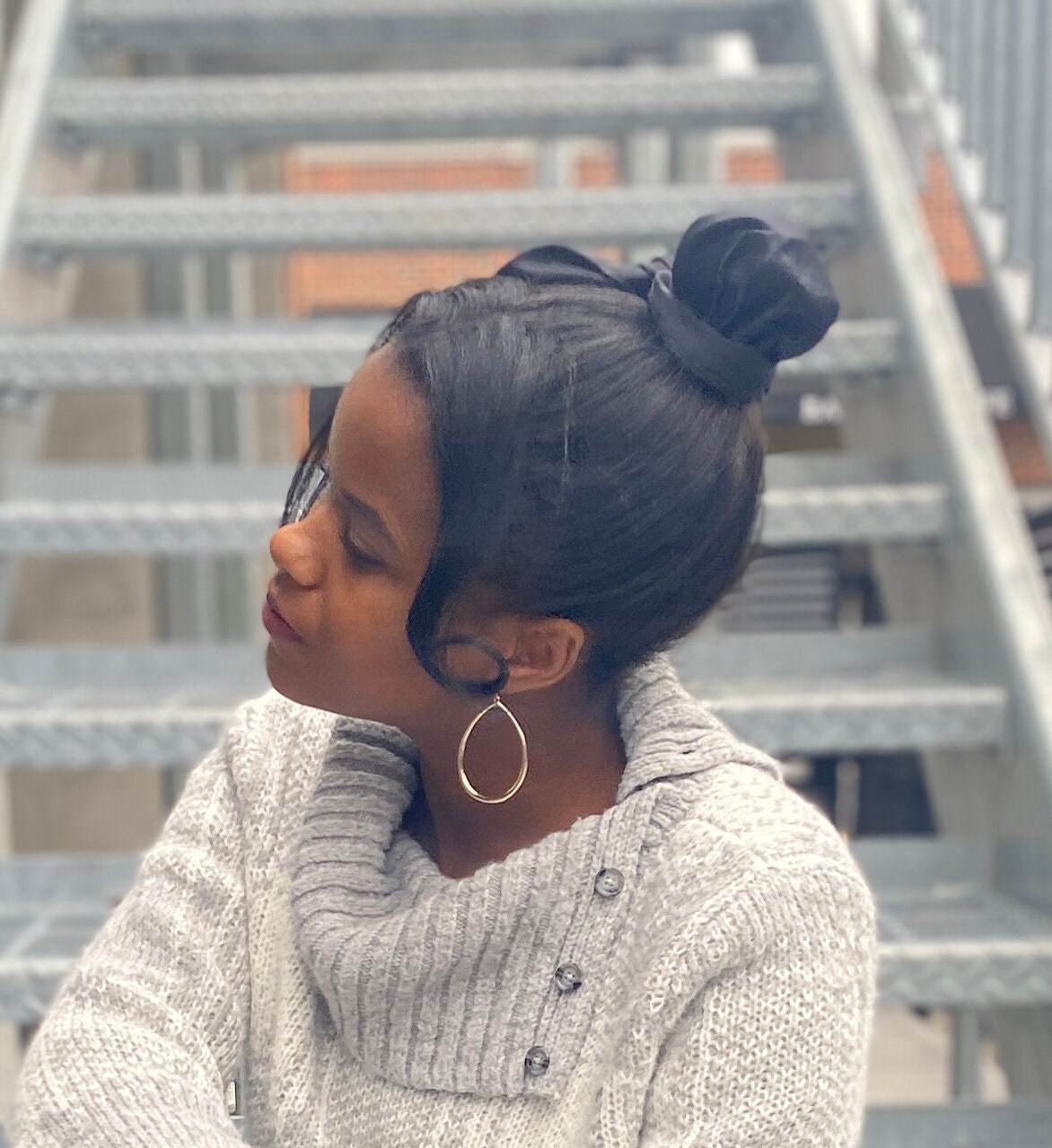 BEAUT BUNS Mulberry Silk Hair Bun Cover in Black, 100% Silk Hair Bun ...