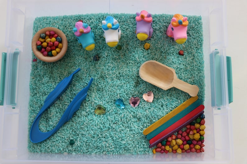 Unicorn Sensory Bin, Sensory Bin, Preschool Activity, Sensory Play ...