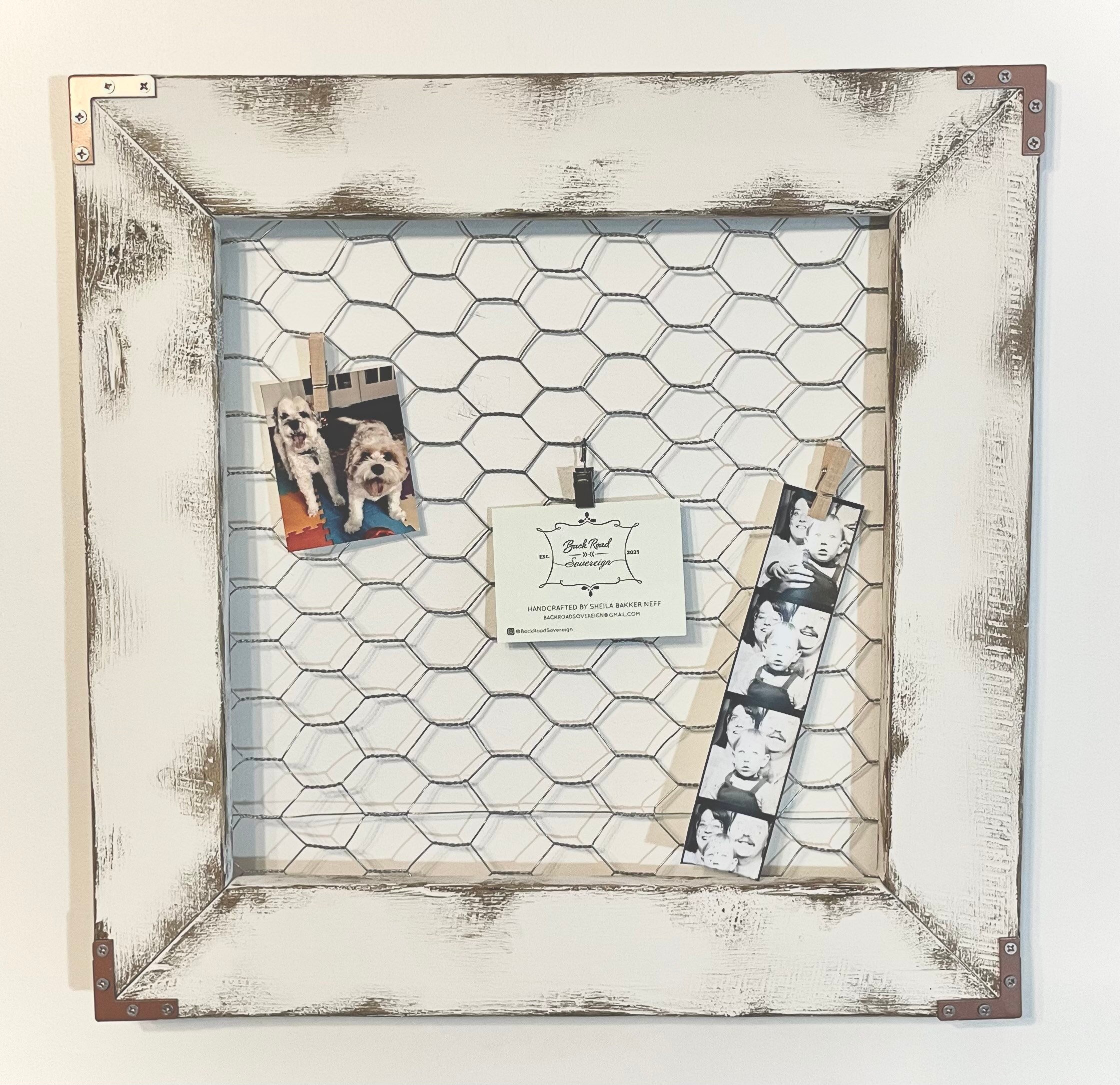 Rustic Farmhouse Chicken Wire Picture Frame Photo Board | Etsy