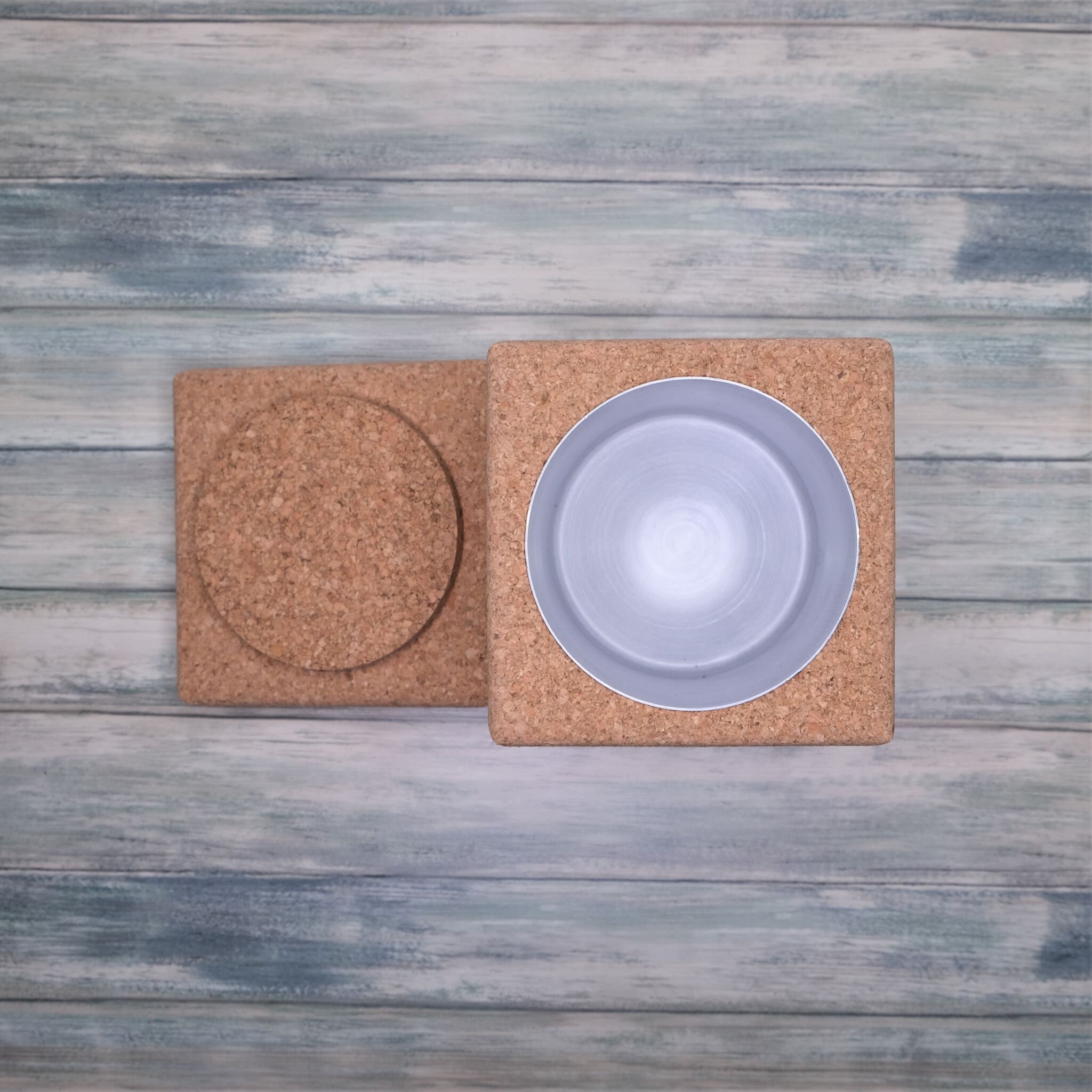 Ice Cube Box, Ice Box 700ml, Cork Ice Bucket With Lid, Ice Cooler ...