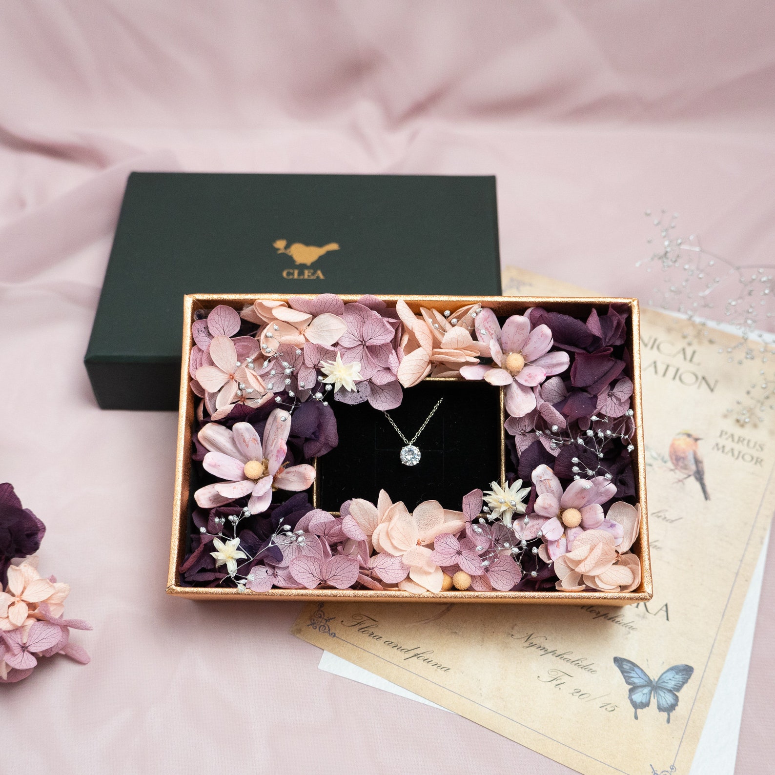Elegant Flower Box With Solitaire Necklace - Etsy