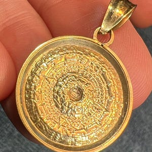 10k Yellow Gold Mayan Aztec Incan SUN Calendar Pendant - Etsy
