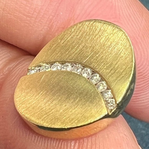14K Yellow Gold Diamond "Rainbow" Concave Oval Disk P… - Gem