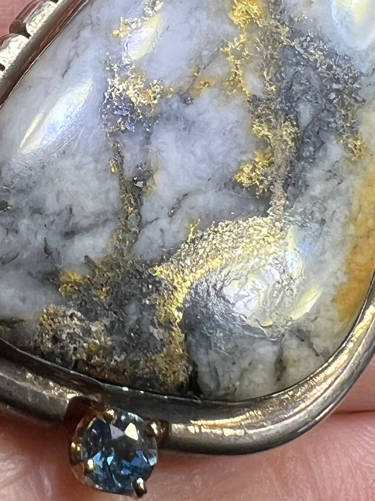 14k Gold & 925 Alaskan Gold-in-quartz Pendant W Chain VIDEO - Etsy