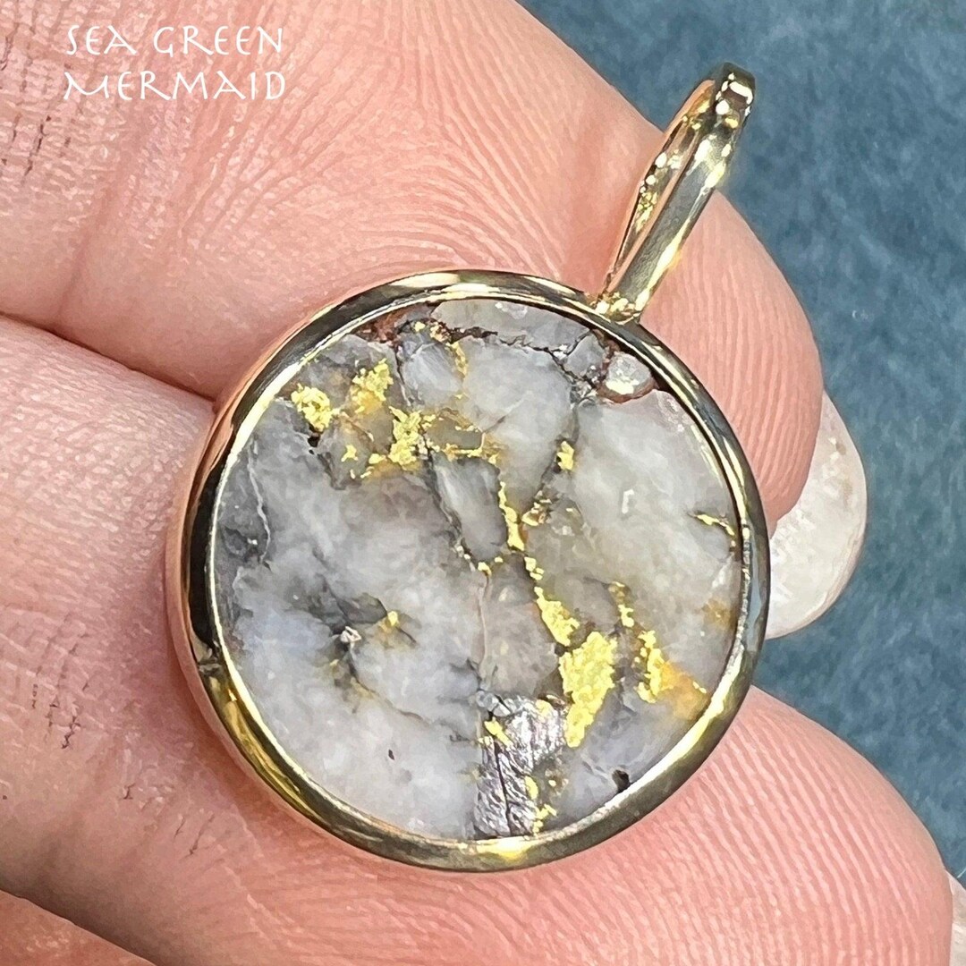 14k Yellow Gold ALASKAN Gold in Quartz Round Disk Pendant. N - Etsy