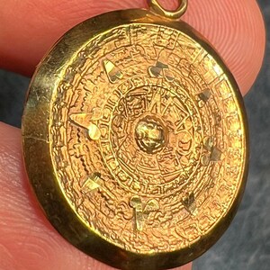 10k Yellow Gold Mayan Aztec Incan SUN Calendar Pendant - Etsy