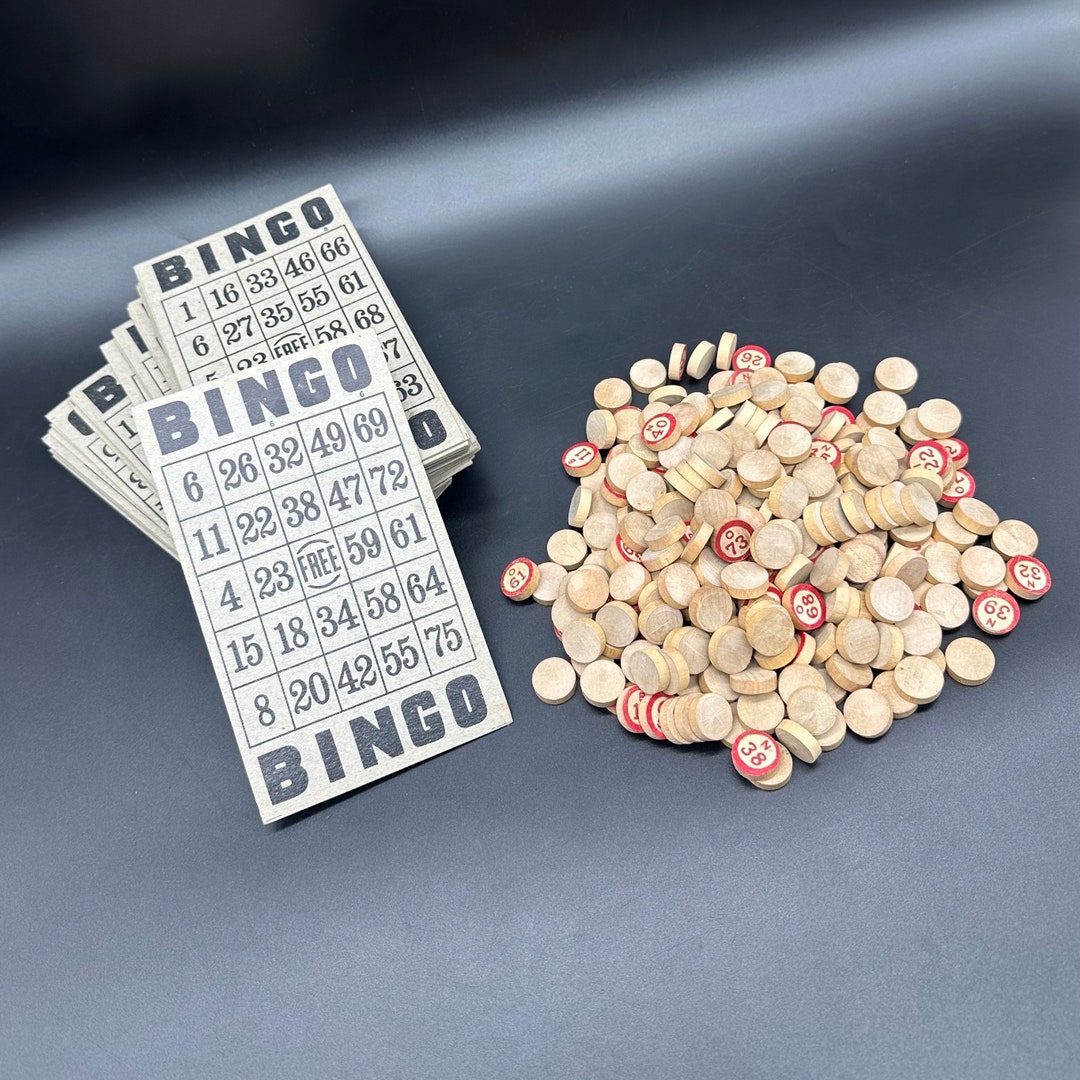 Vintage Bingo Card Game Red Round Wooden Tiles Cardboard Family Fun ...