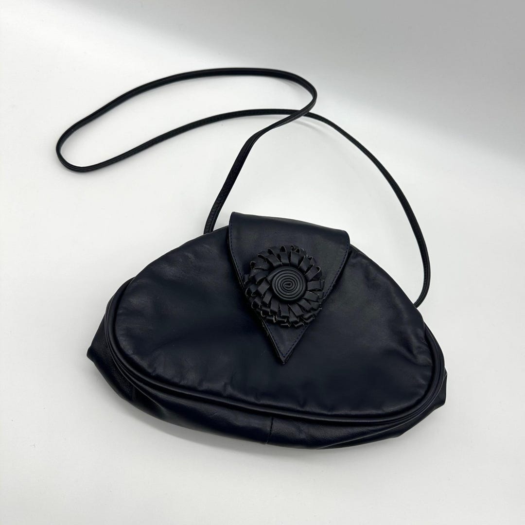 Vintage 1980s Navy Blue Purse Shoulder Bag Flower Leather Ohh Ashley ...