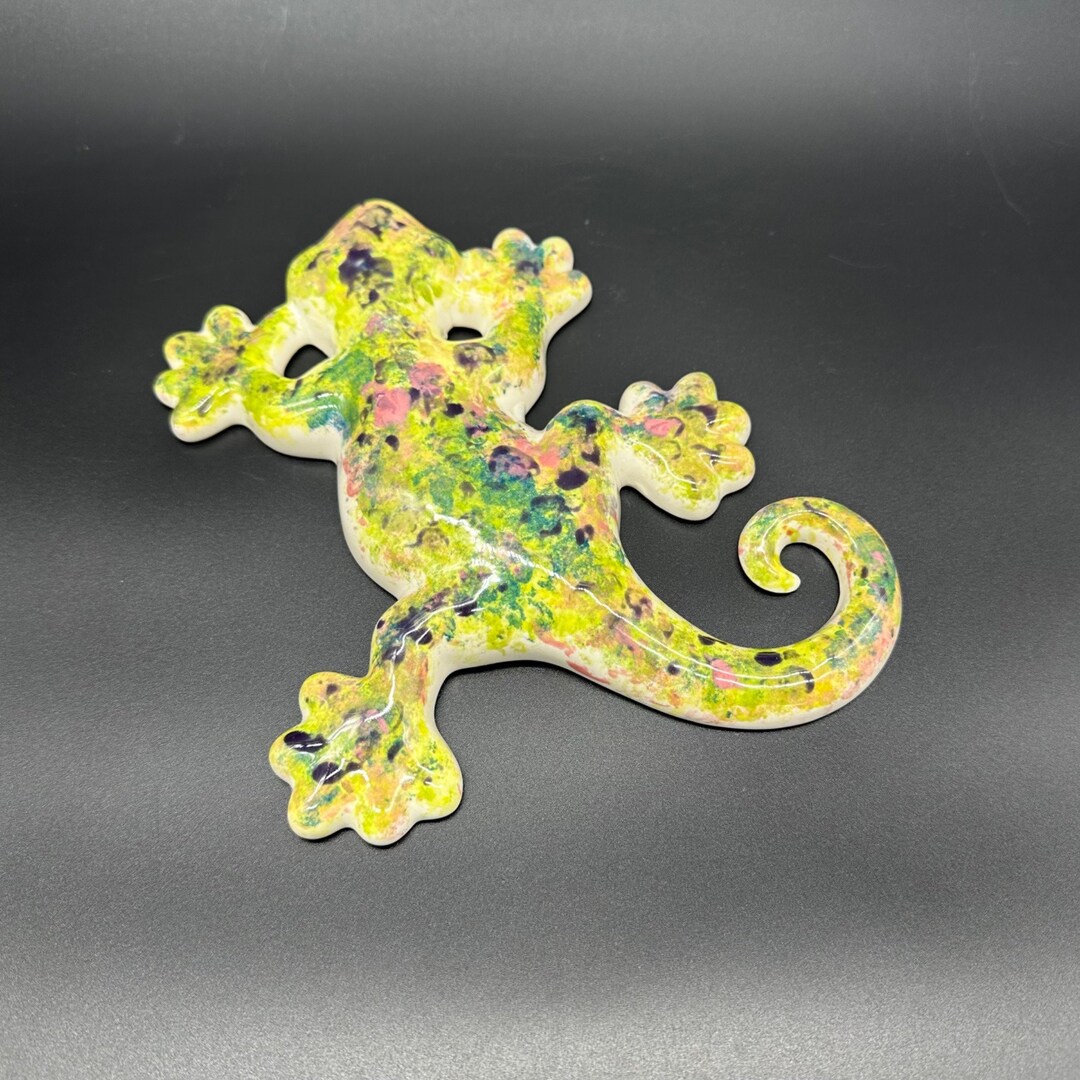Gecko Lizard Wall Climbing Hanging Green Pink Ceramic Ceramic Decor ...