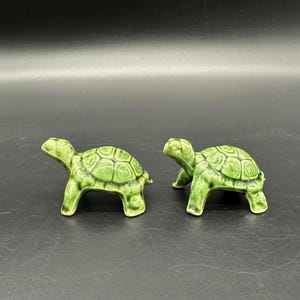 Vintage Turtle Figurines Green Ceramic Pair Retro Kitschy Reptiles ...