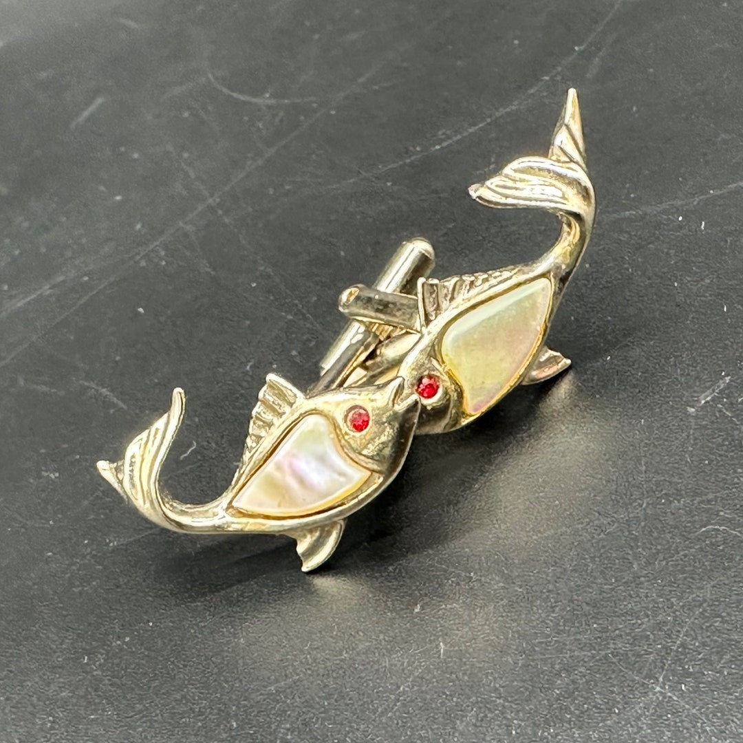 Vintage Cufflinks Fish Mother of Pearl Red Rhinestone Eyes Kitsch Mens ...