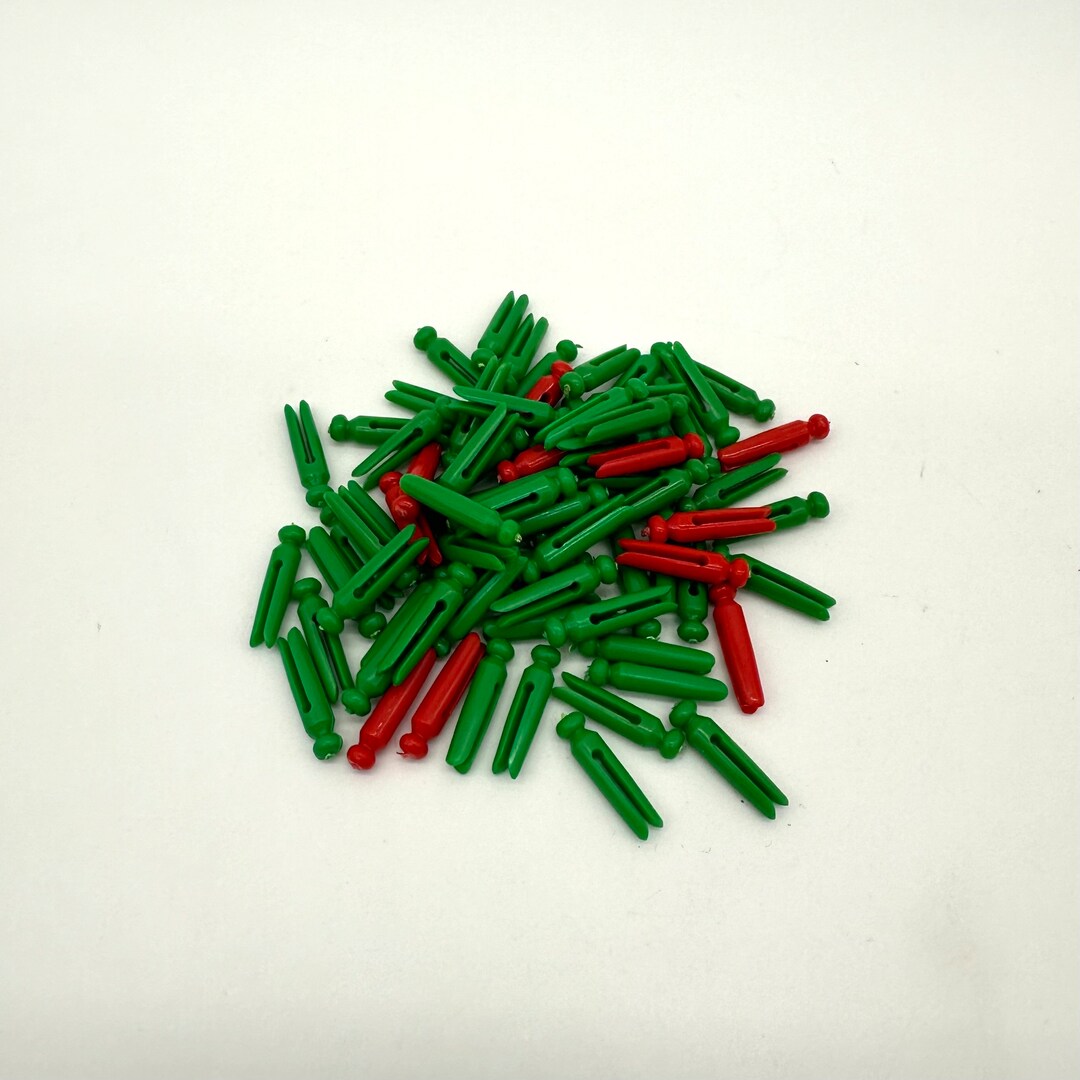 Vintage Miniature Clothes Pins Dollhouse Plastic Red Green Laundry ...