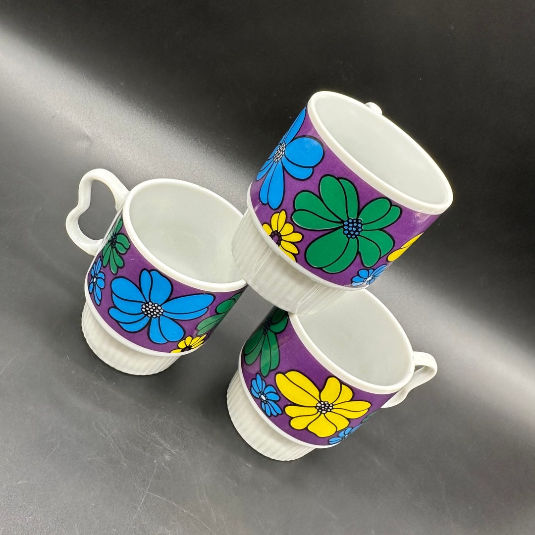 Vintage Coffee Mugs Stacking Cups Flower Power Daisy Japan Heart Handle ...