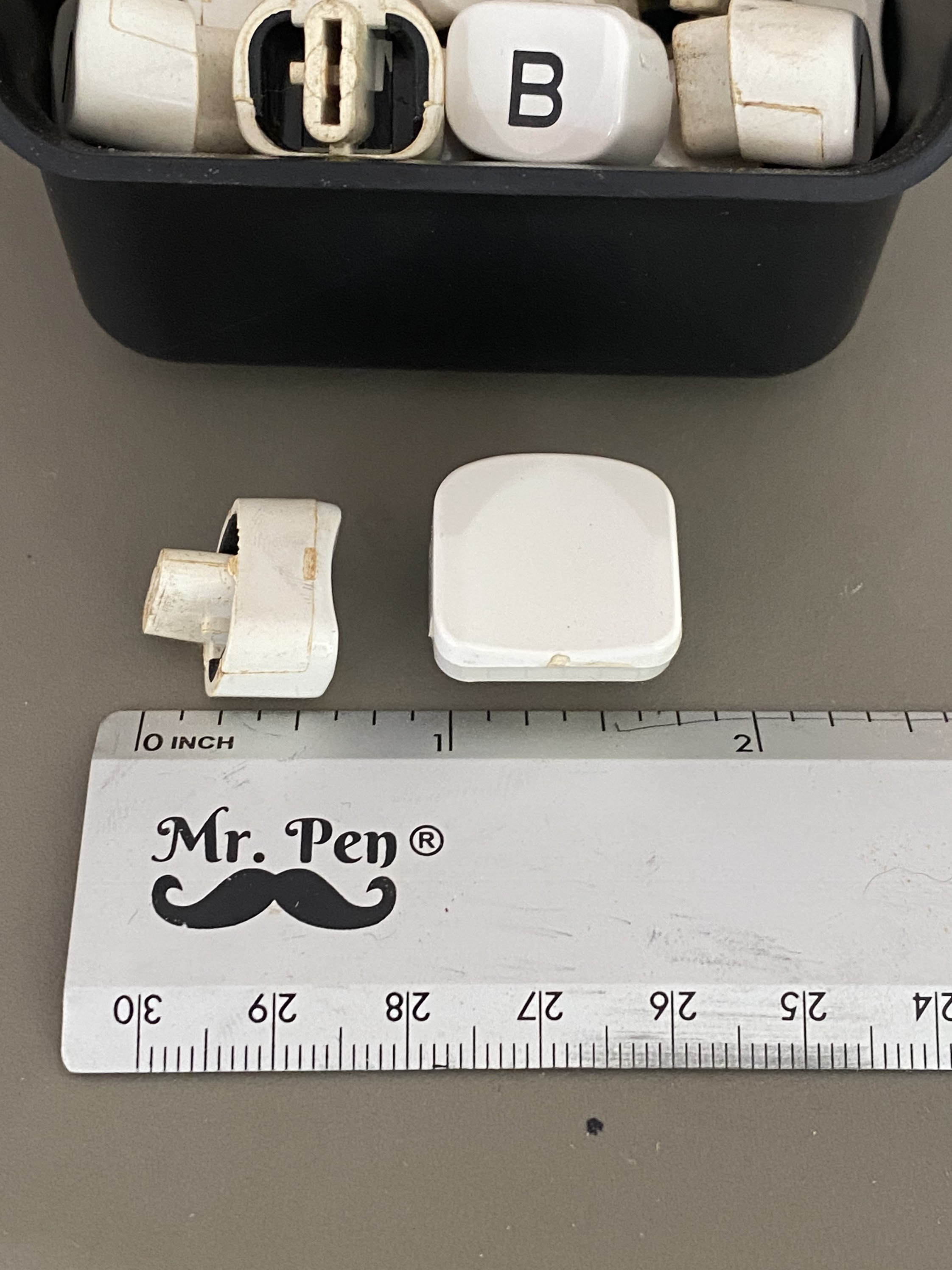 Plastic White Typewriter Keys Your Choice 1979s Olivetti - Etsy