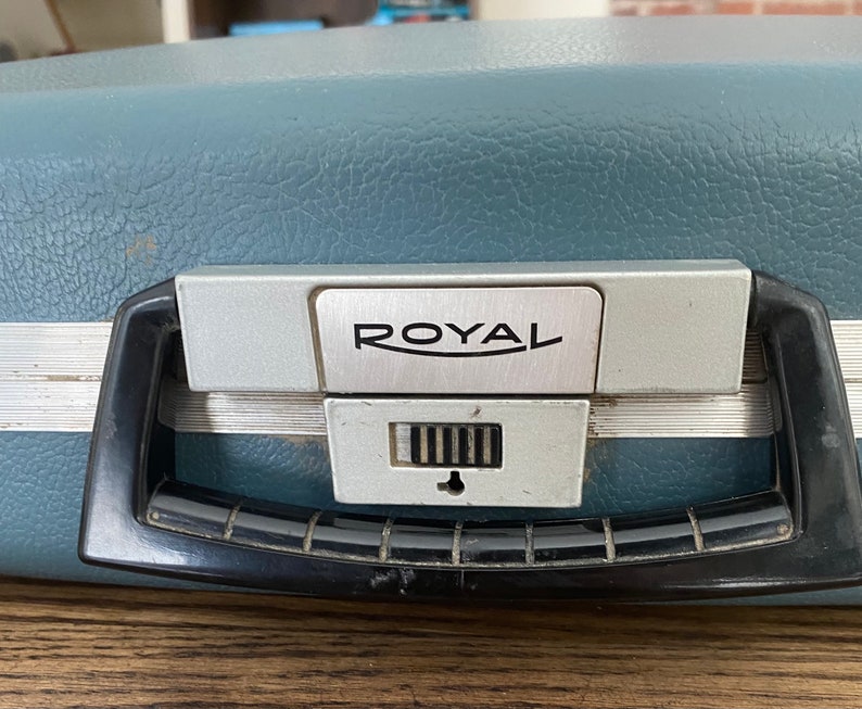 Blue Royal Safari Typewriter With Case and Key | Etsy