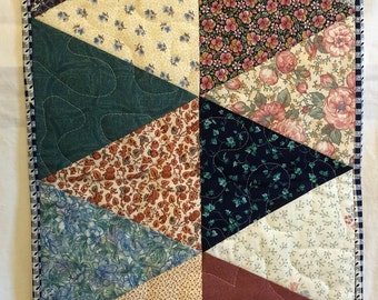 Triangle Table Topper - Etsy