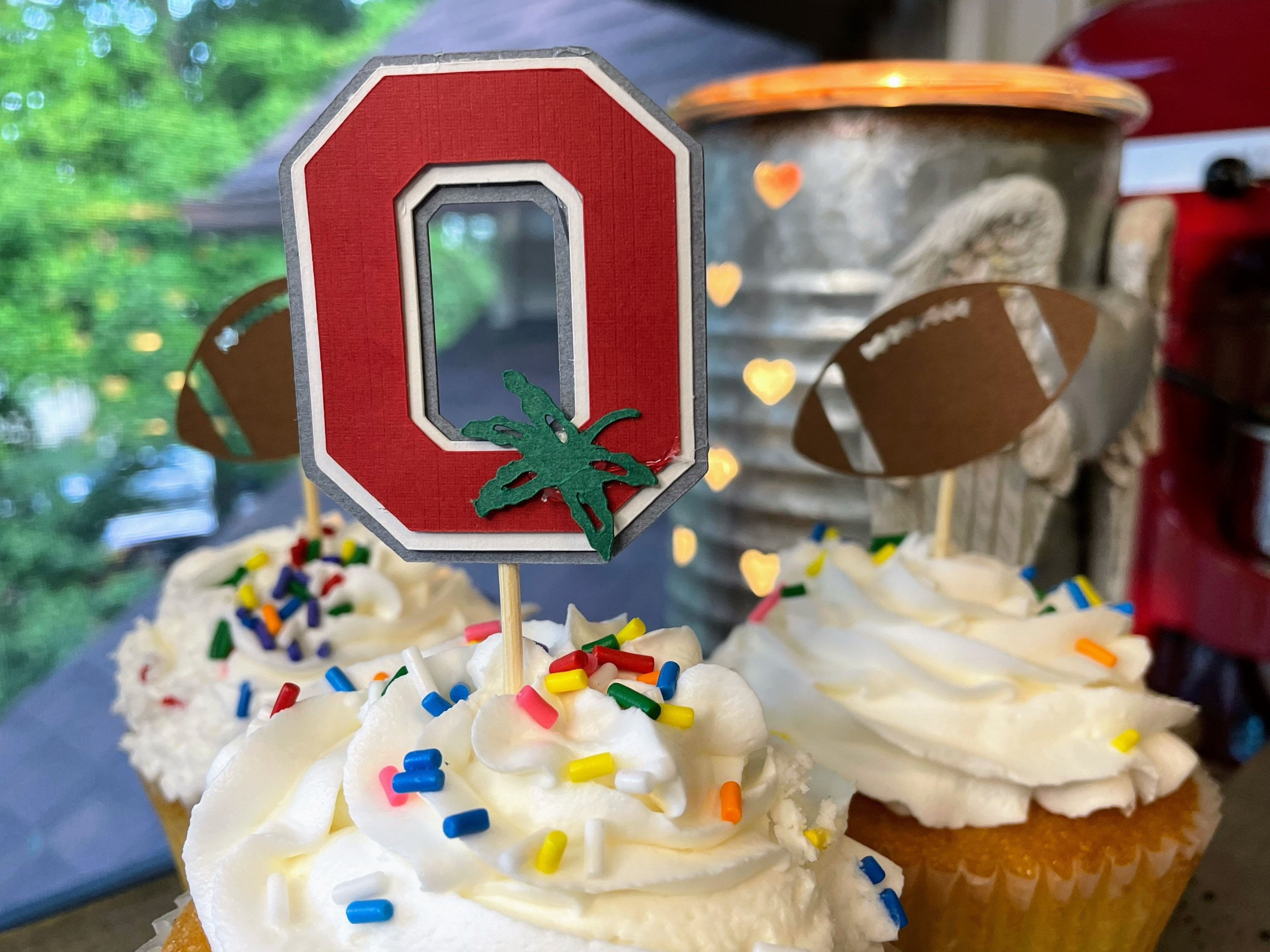 The Ohio State University Buckeye Cupcake Party Toppers Tailgating ...