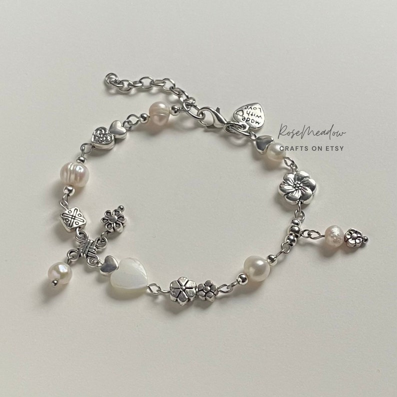 Slow Dancing Pearl Bracelet || Mother of Pearl Bracelet - Etsy