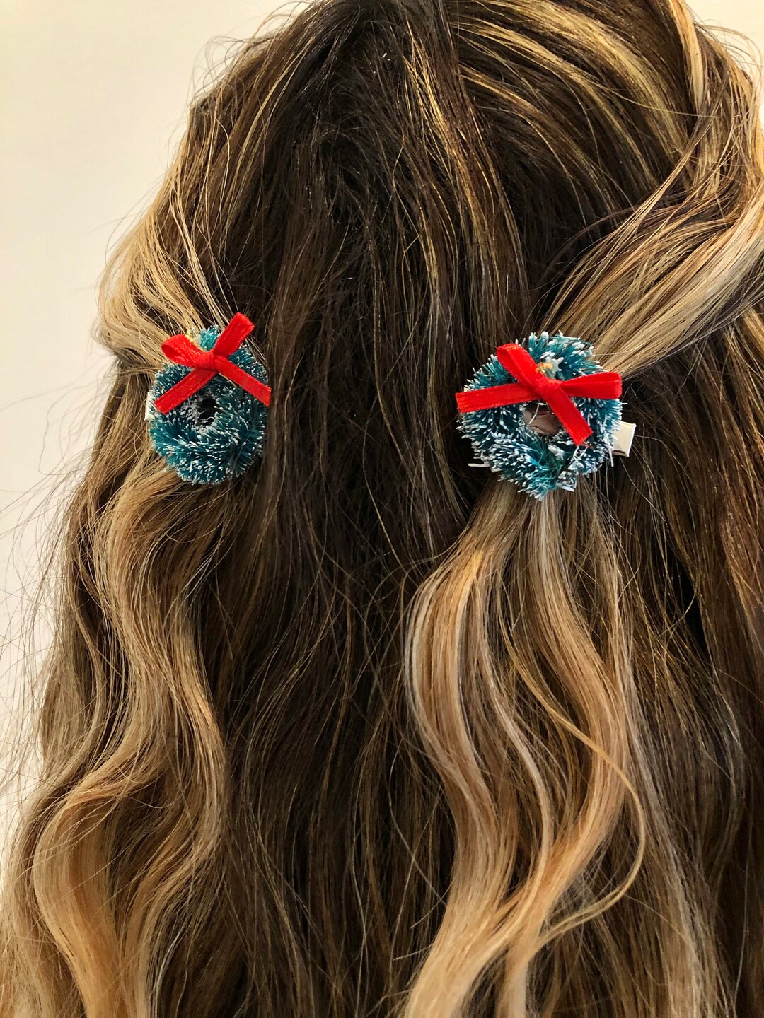 Holiday Christmas Wreath Hair Clips Barrettes, Winter Hair Accessory - Etsy