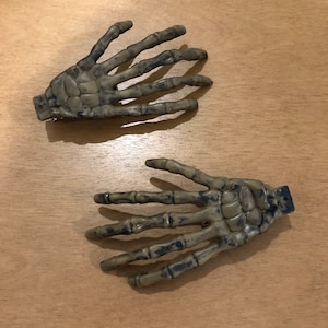 Halloween Creepy Skeleton Hands Hair Clips With Spooky Glow in - Etsy
