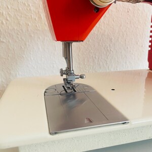 Vintage Singer Panoramic Sewing Machine With Protective Cover Made in ...