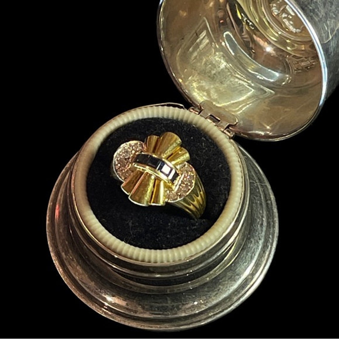 RARE 18k Art Deco Solid Gold Tank Ring With Diamonds - Etsy