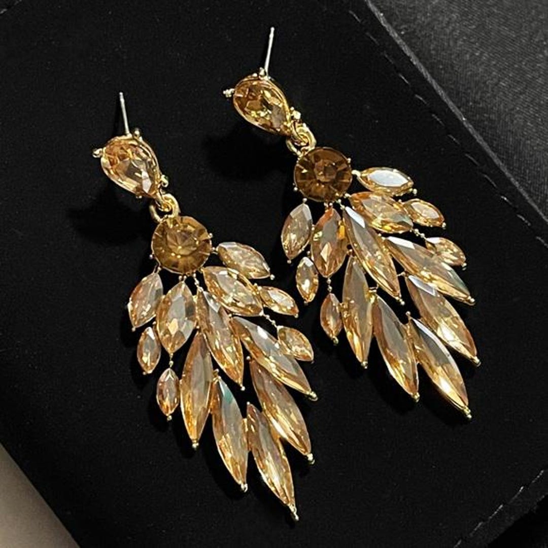 Splendid Amber Rhinestones Chandelier Drop Earrings | Chic Non-tarnish ...
