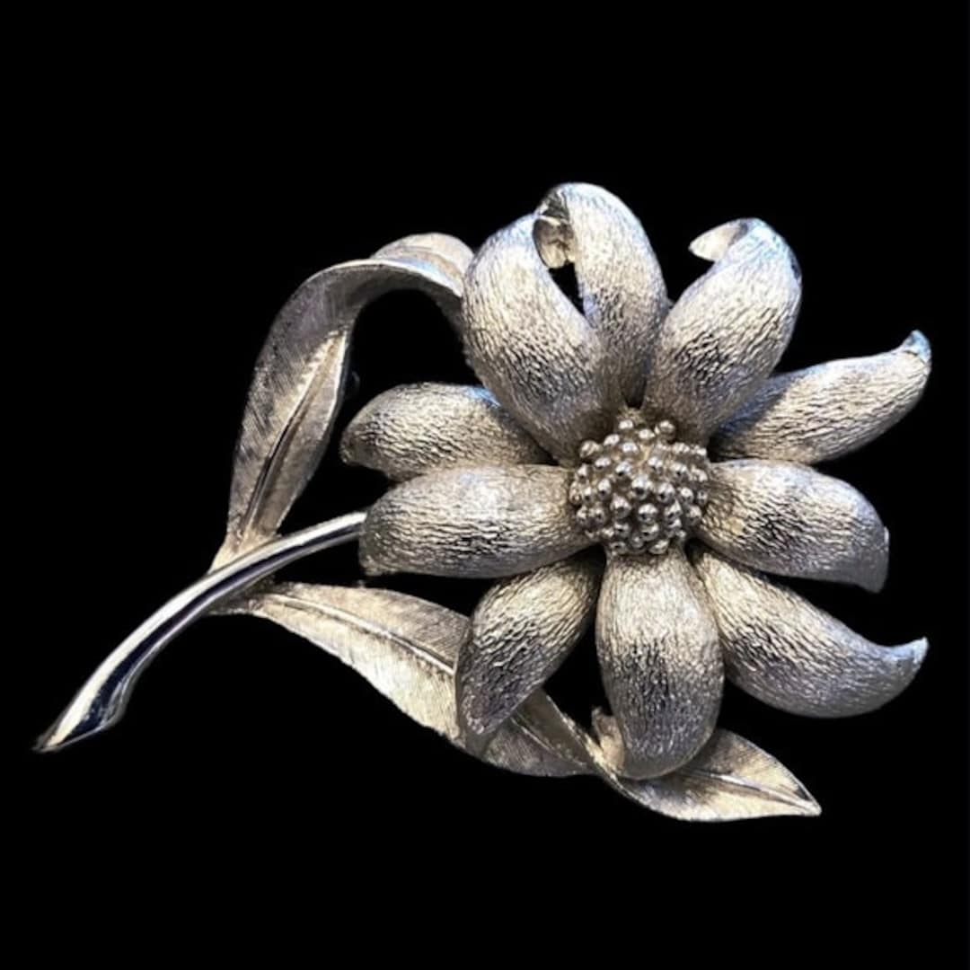 Elegant Signed Vintage Boucher Silver Flower Brooch - Etsy