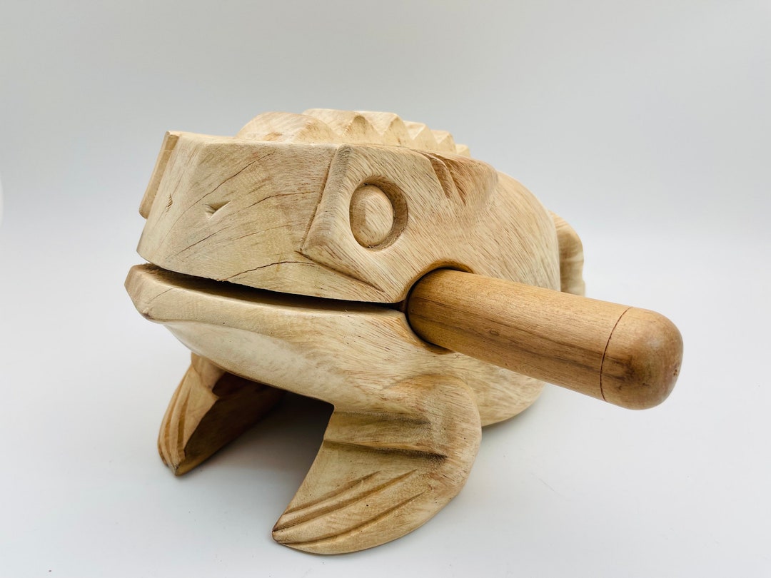 Massive Croaker: 12 Inch Croaking Frog Drum Rasp Musical Percussion ...