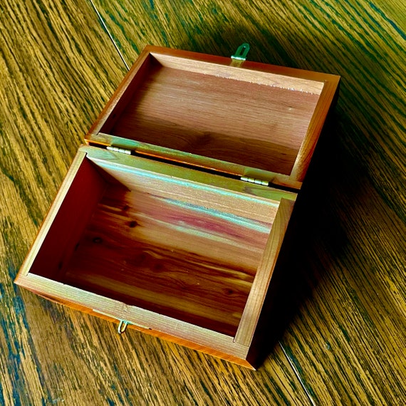 Vintage Wooden Jewelry Box - Decorative Cedar Storage… - Gem