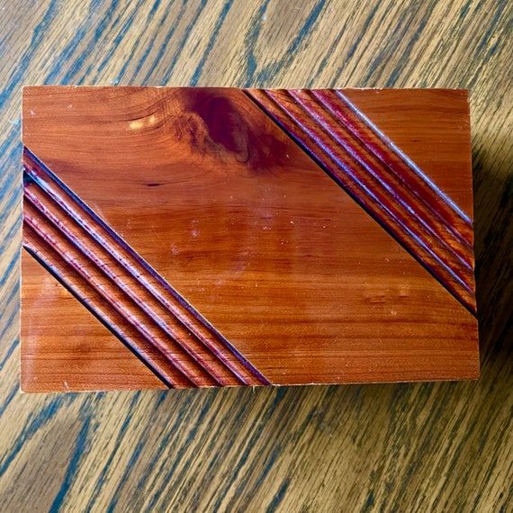 Vintage Wooden Jewelry Box - Decorative Cedar Storage… - Gem