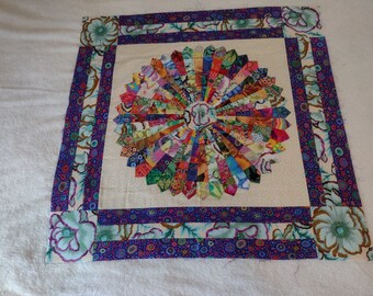 Modern Dresden Plate Quilt - Etsy