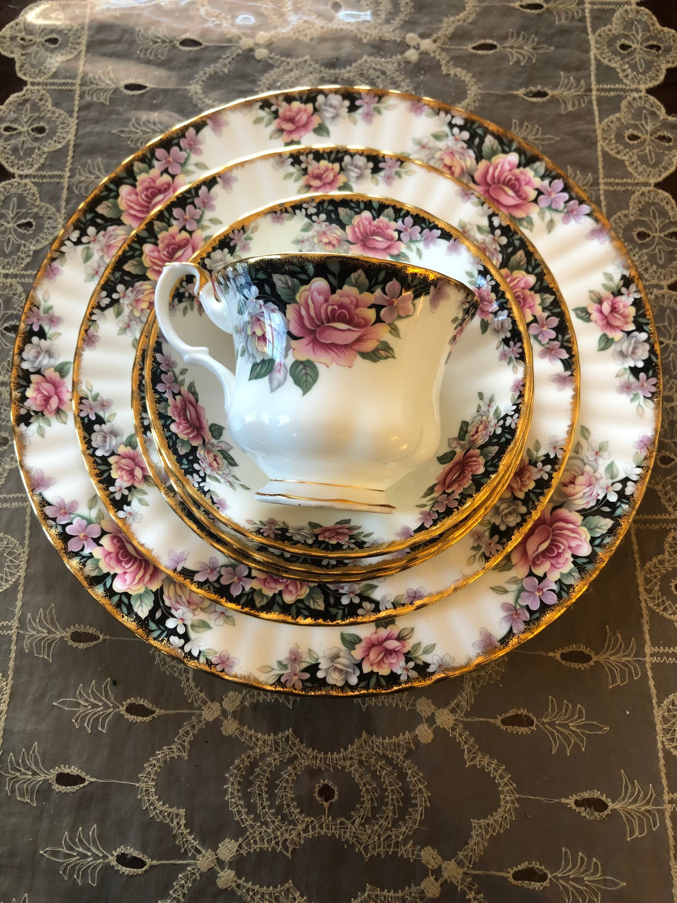 Beautiful Vintage Royal Albert CONCERTO Full Six Piece Dinner Setting ...