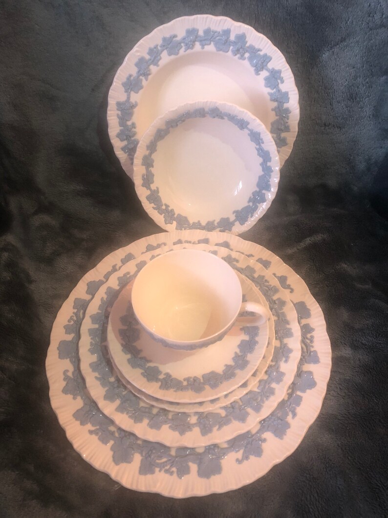 Vintage Wedgwood Embossed Queensware Etruria/barlasto With - Etsy