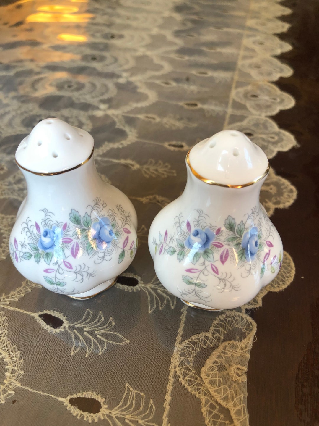 Rare Royal Albert Blue Blossom Fine Bone China Salt and Pepper Shakers ...