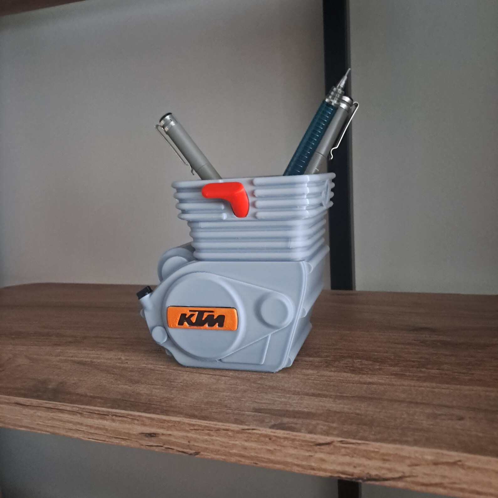 KTM Motorcycle Engine Pen Holder: Perfect Detail, Powerful Impact ...