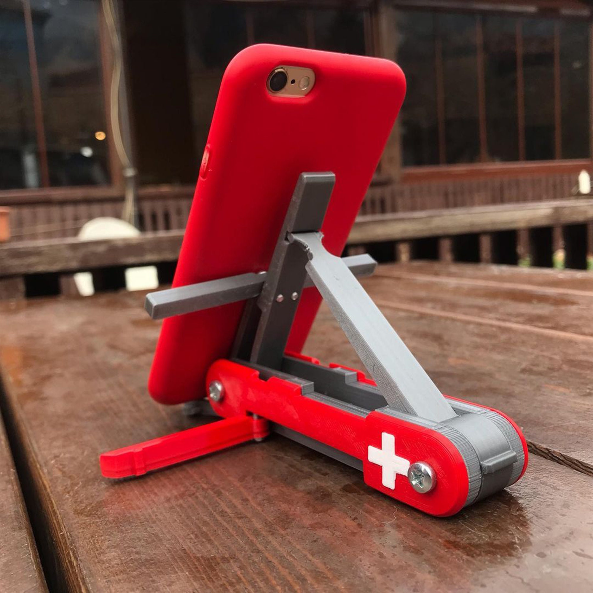 Phone Holder in the Form of Victorinox Knife / Made From Organic PLA ...