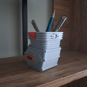 KTM Motorcycle Engine Pen Holder: Perfect Detail, Powerful Impact ...