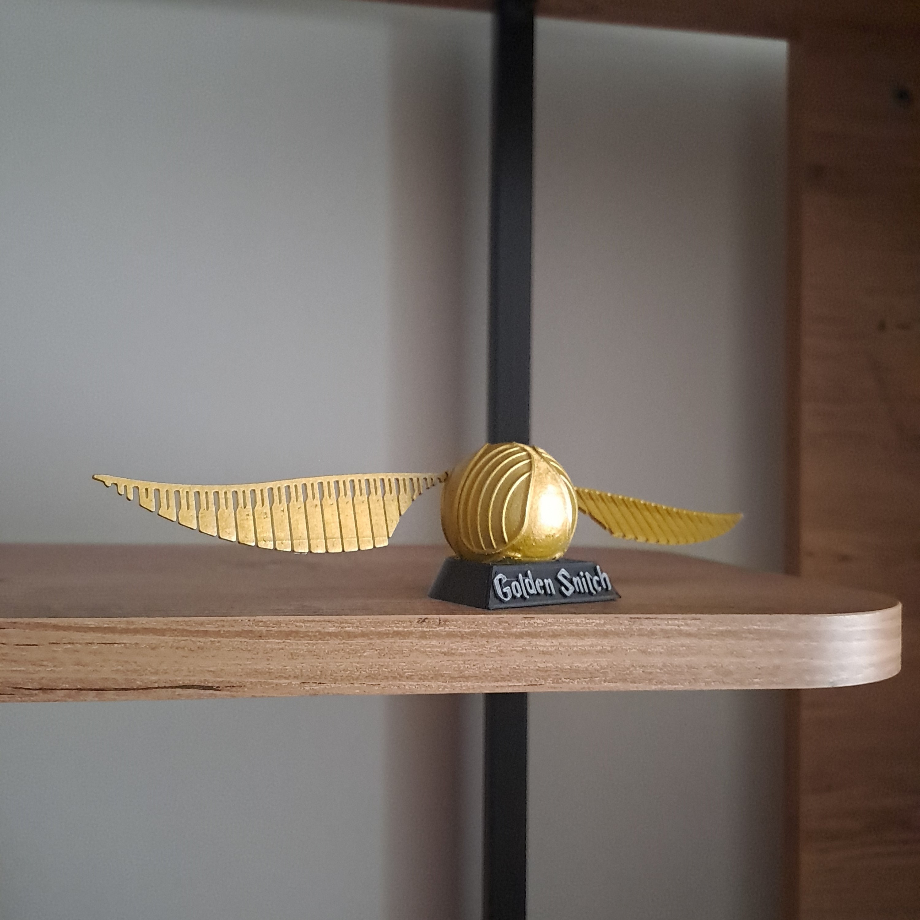 The Golden Snitch and Its Stand Fulfill Your Harry Potter Fantasies ...