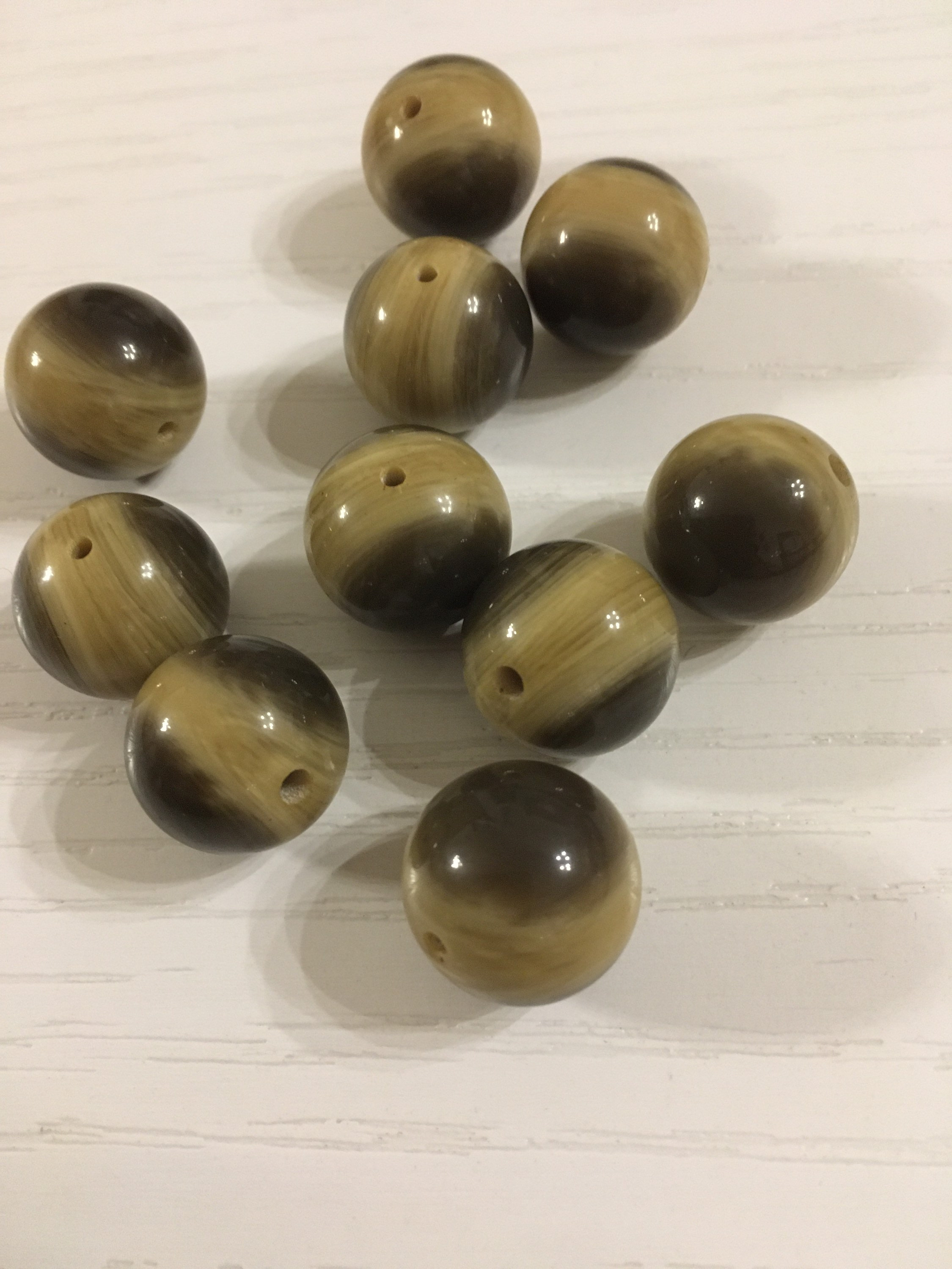 10 Vintage Galalith Early Plastic Beads - Etsy