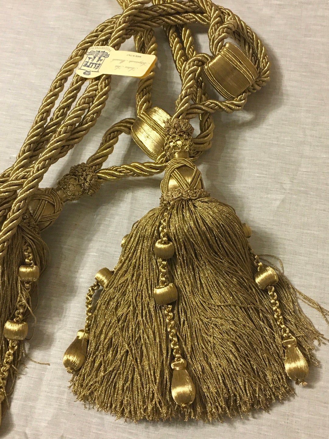 Embrasse Gold Luxury Ancient Italian Craftsmanship.gold Metal Curtain ...