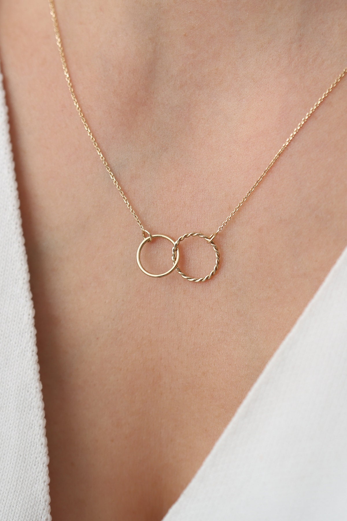 Dainty Gold Round Minimal Necklace / 14k Small Gold Necklace / - Etsy