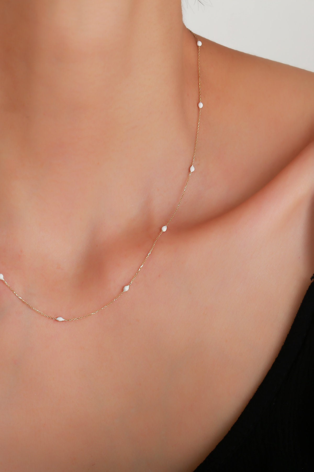 14K Solid Gold White Beaded Necklace / Dainty Minimalist - Etsy